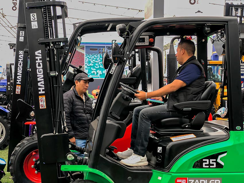 Zapler Won Great Success in Agriexpo Peru_HANGCHA